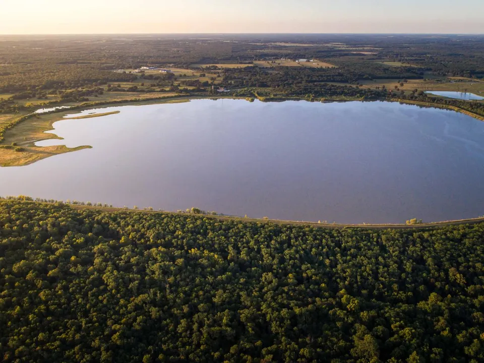 River Crest Lake – Great Texas Land Rush